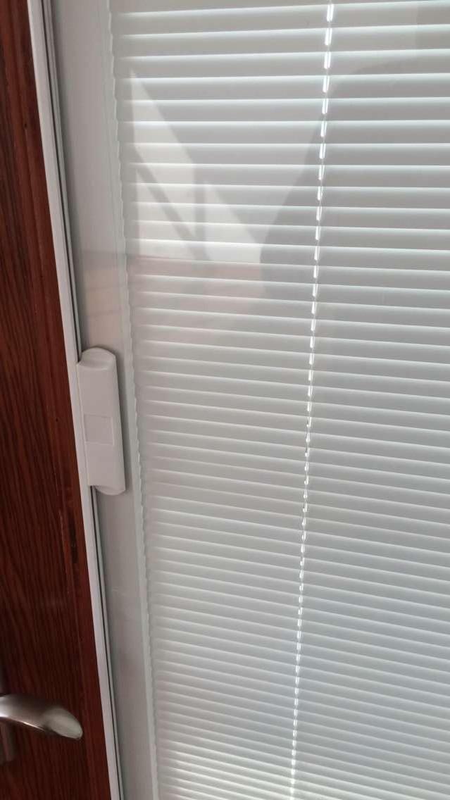 Custom Hollow Blinds In Window Glass Panel / Injection Moulding Glass Frame